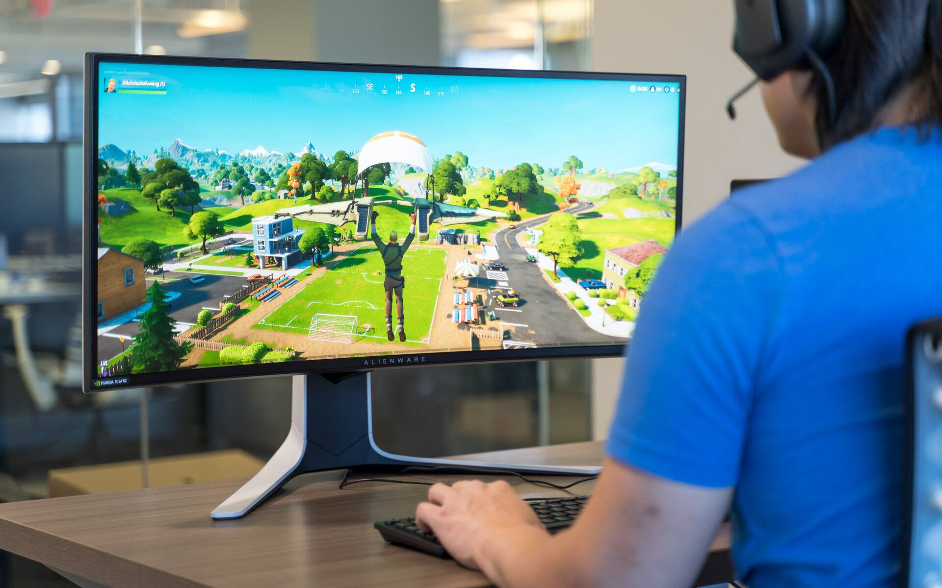 Alienware 34-Inch Curved Gaming Monitor Review: Sleek Refresh for 2019