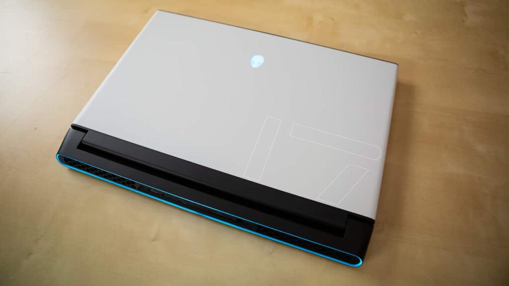 Alienware m17 R3 Gaming Laptop Review (2020)